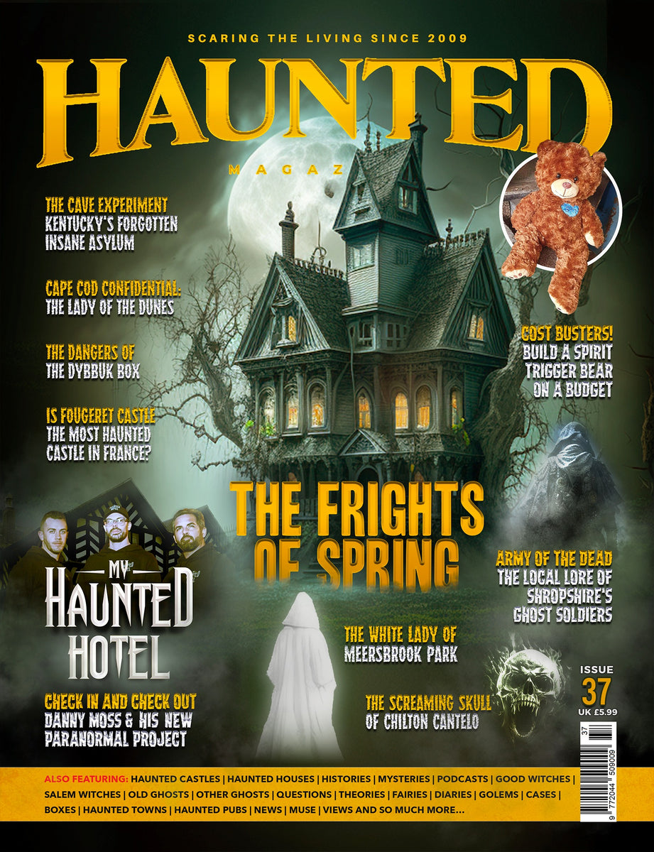 #37 Haunted Magazine - THIS IS A HARD COPY – Daniel Klaes - Haunted Store